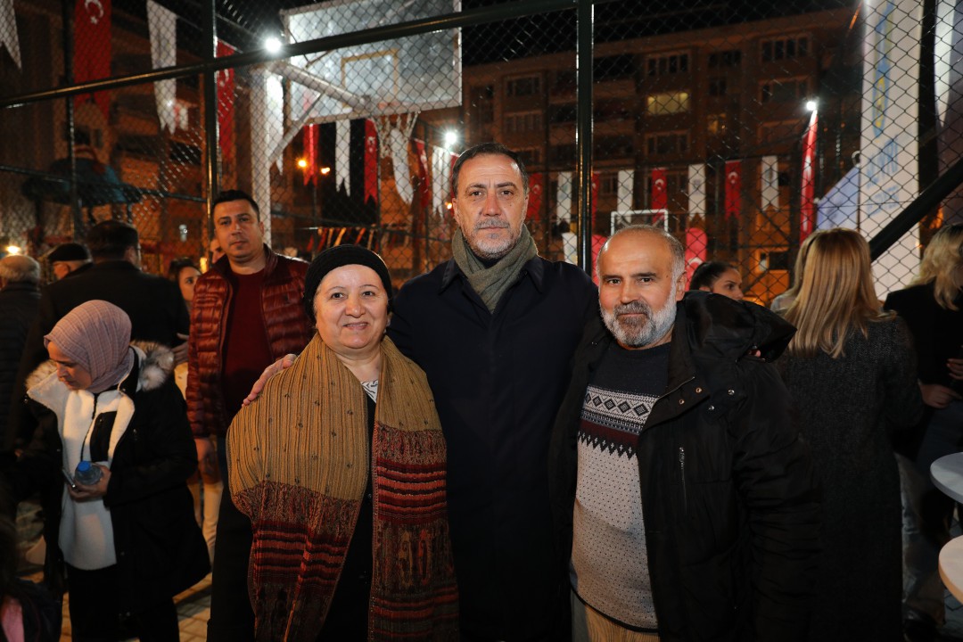 BAŞKAN YILMAZ HUZUR PARKI VE SPOR ALANINI AÇTI | silivri.bel.tr